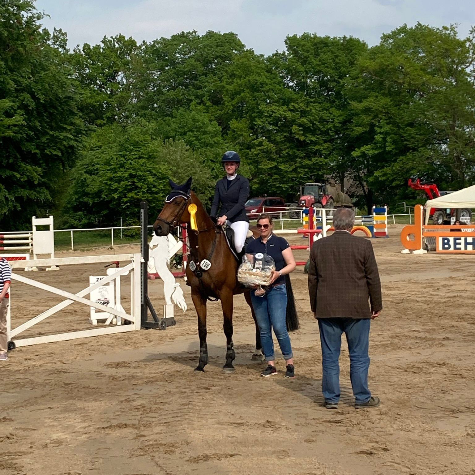 Turnierbericht vom Reitclub Reez e.V. – Pferdeland Reez